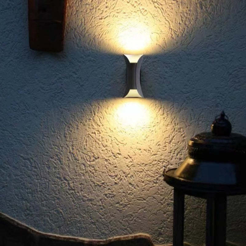 Wall Lights – Hale & Wynn
